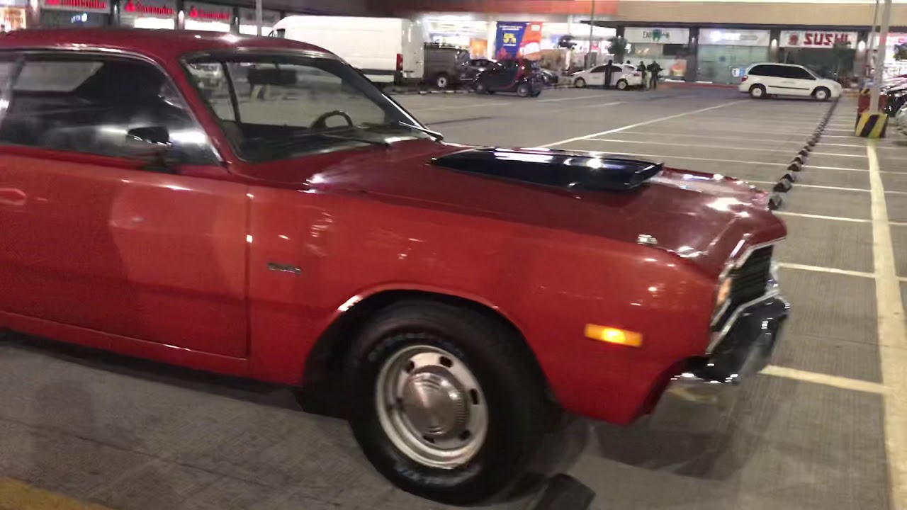 Valiant Duster 1973 - YouTube