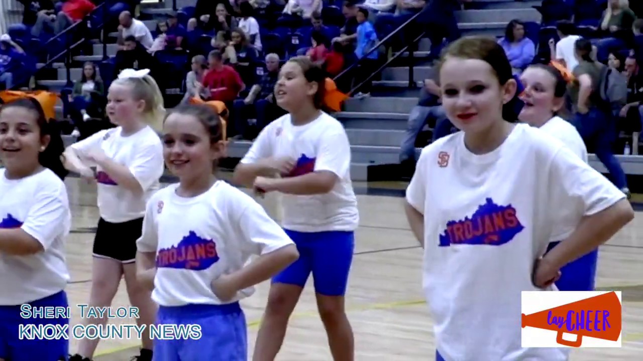 Lay Cheerleaders at Girls Elementary Basketball Tournament - YouTube