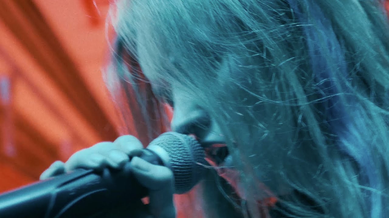 Backhand Blue - Digging My Grave (Official Music Video) - YouTube