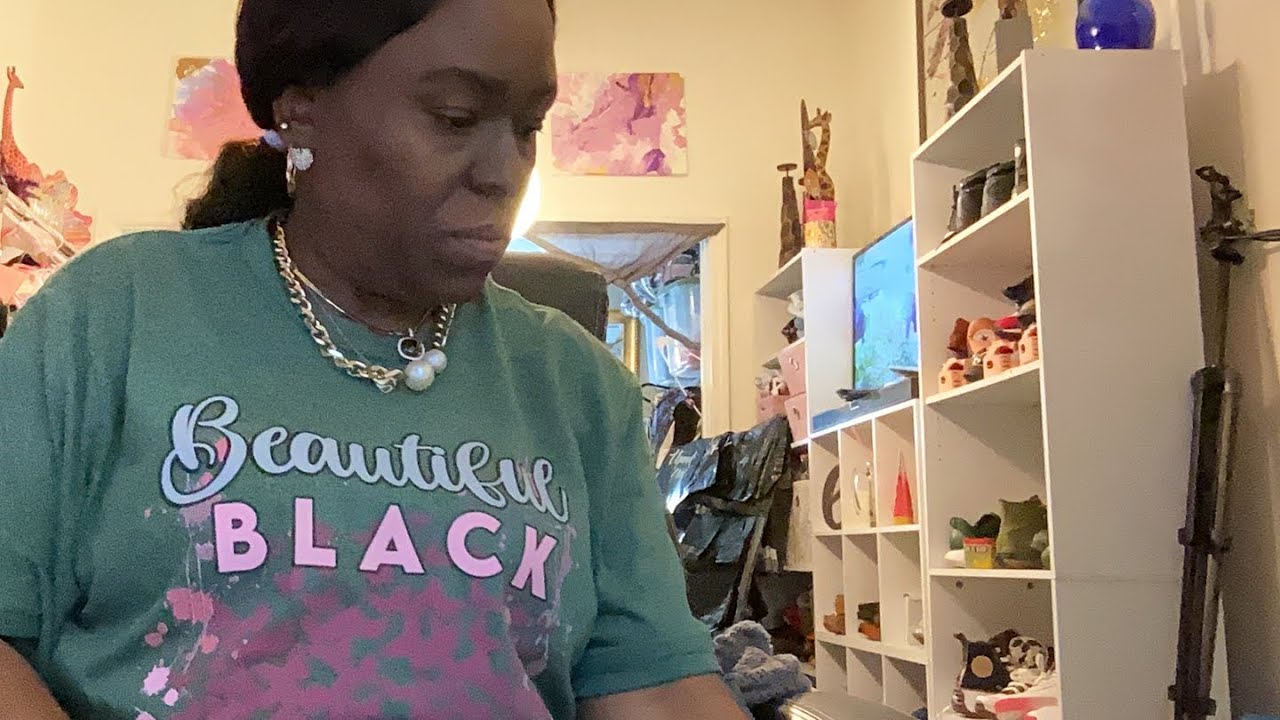 Basically Blessed Live chat's with Resa is going live! - YouTube