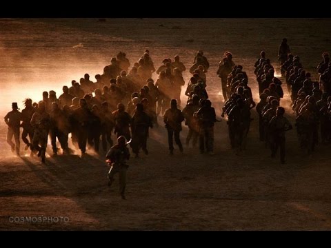 [Documentaire] Mano Dayak - Le Prince du désert (Touareg) - YouTube