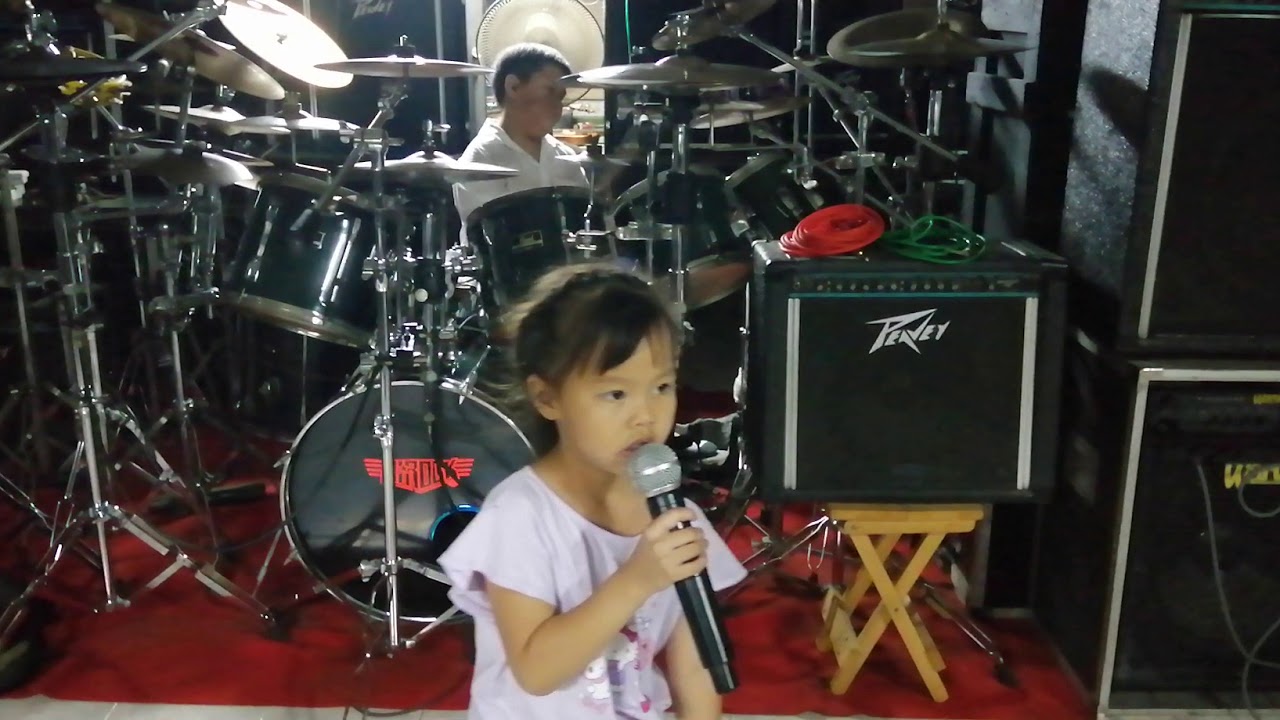 ตะลึง ร้องโดย Mook.ตีกลองโดย mark - YouTube