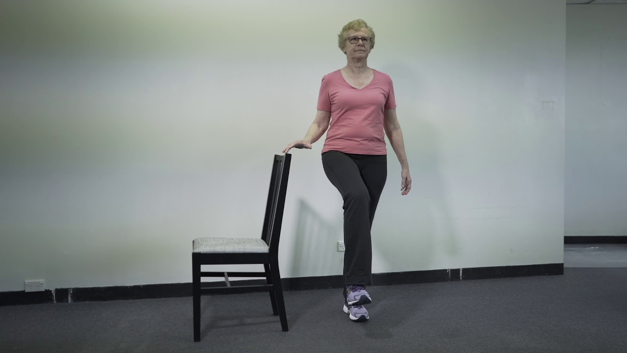Single leg timed balance test - YouTube