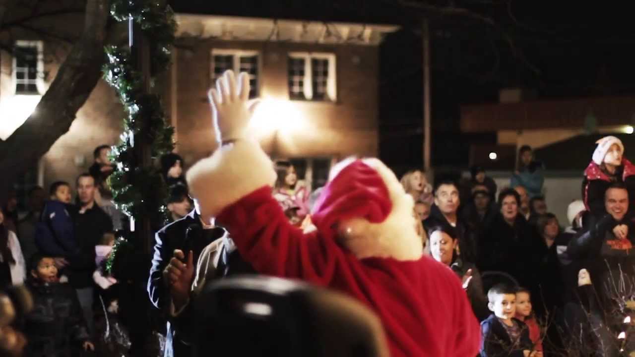 Santa Claus Visits The Oasis! - YouTube