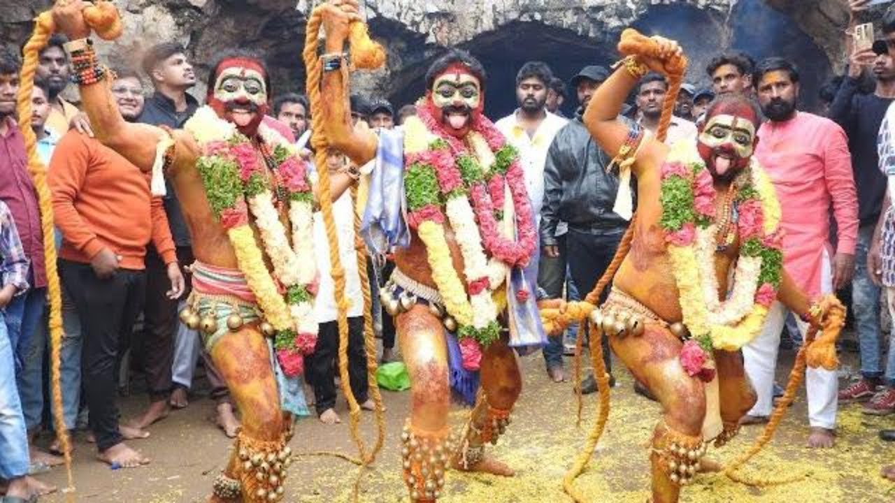 Old city Vijay pothraj & team Grand entry at Golkonda | Golkonda bonalu ...