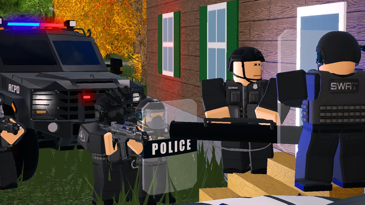 SWAT TAKES DOWN HOUSE ROBBERS - ERLC Roblox Liberty County - YouTube