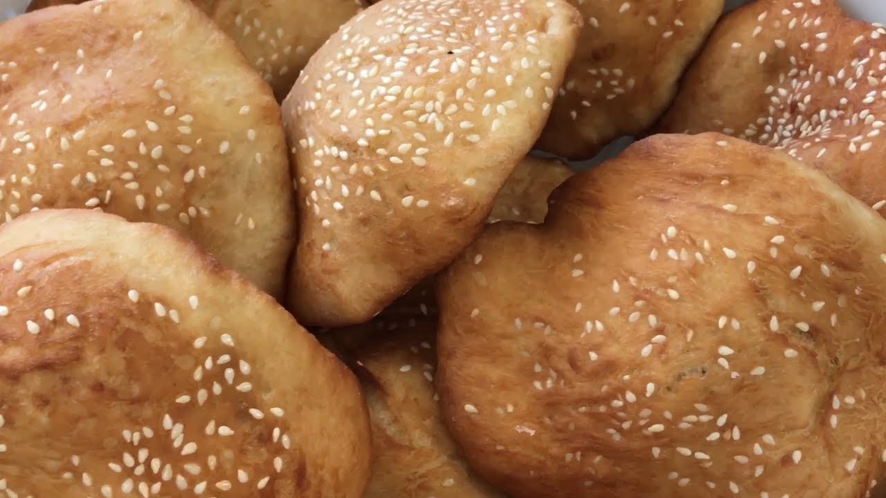 Món Ngon Mỗi Ngày | Cách Làm Bánh Tiêu - How To Make Vietnamese Hollow ...