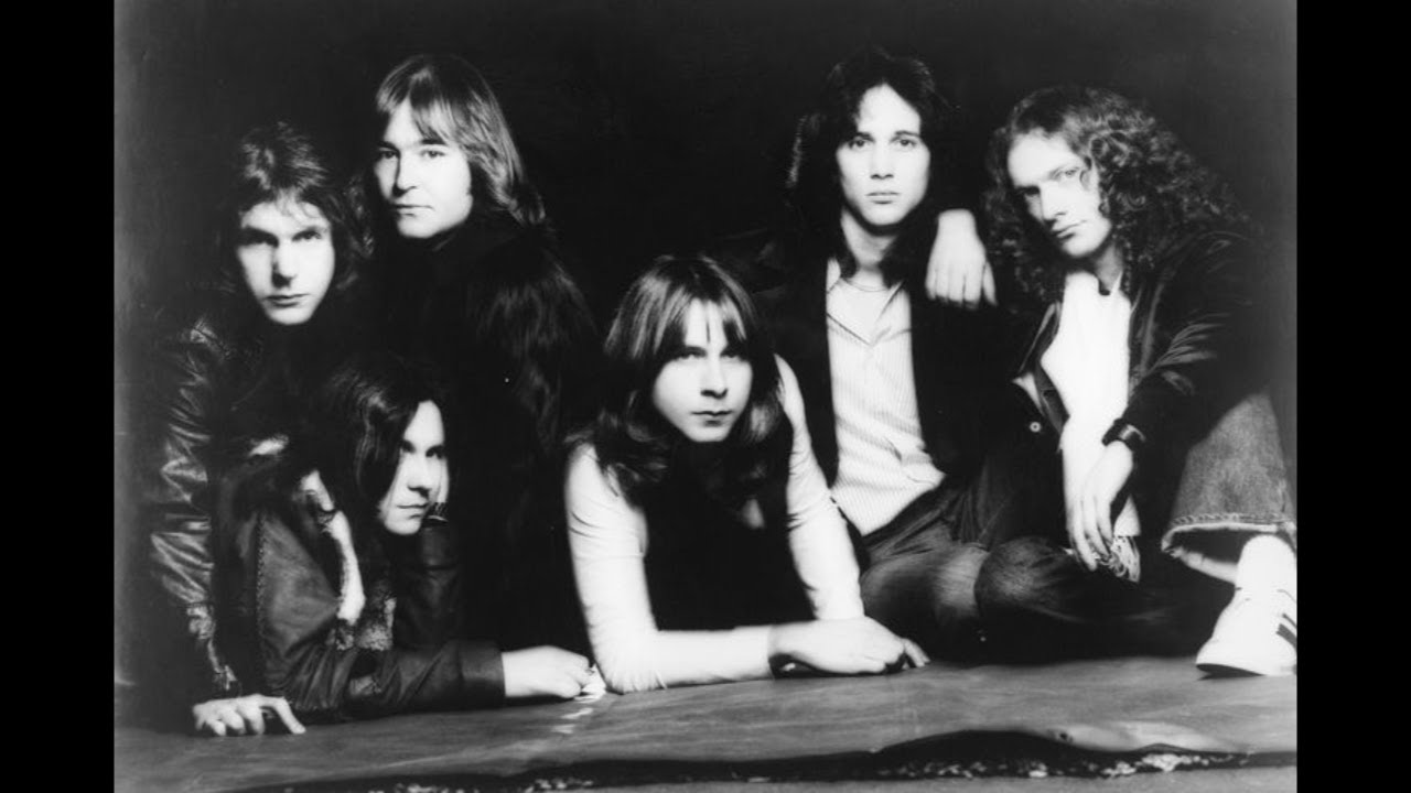Foreigner - Urgent (with Lyrics) / 4K HQ - YouTube