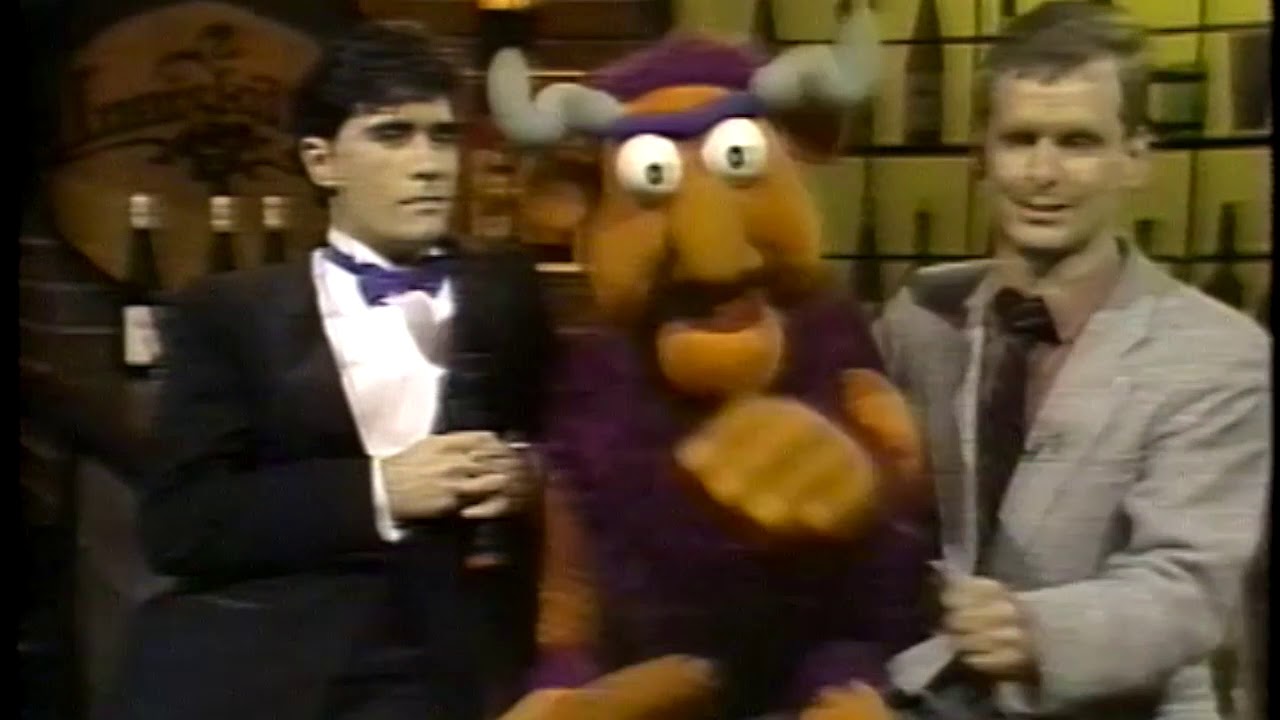 puppeteer John Pattison and Garloo with Maurice LaMarche - YouTube