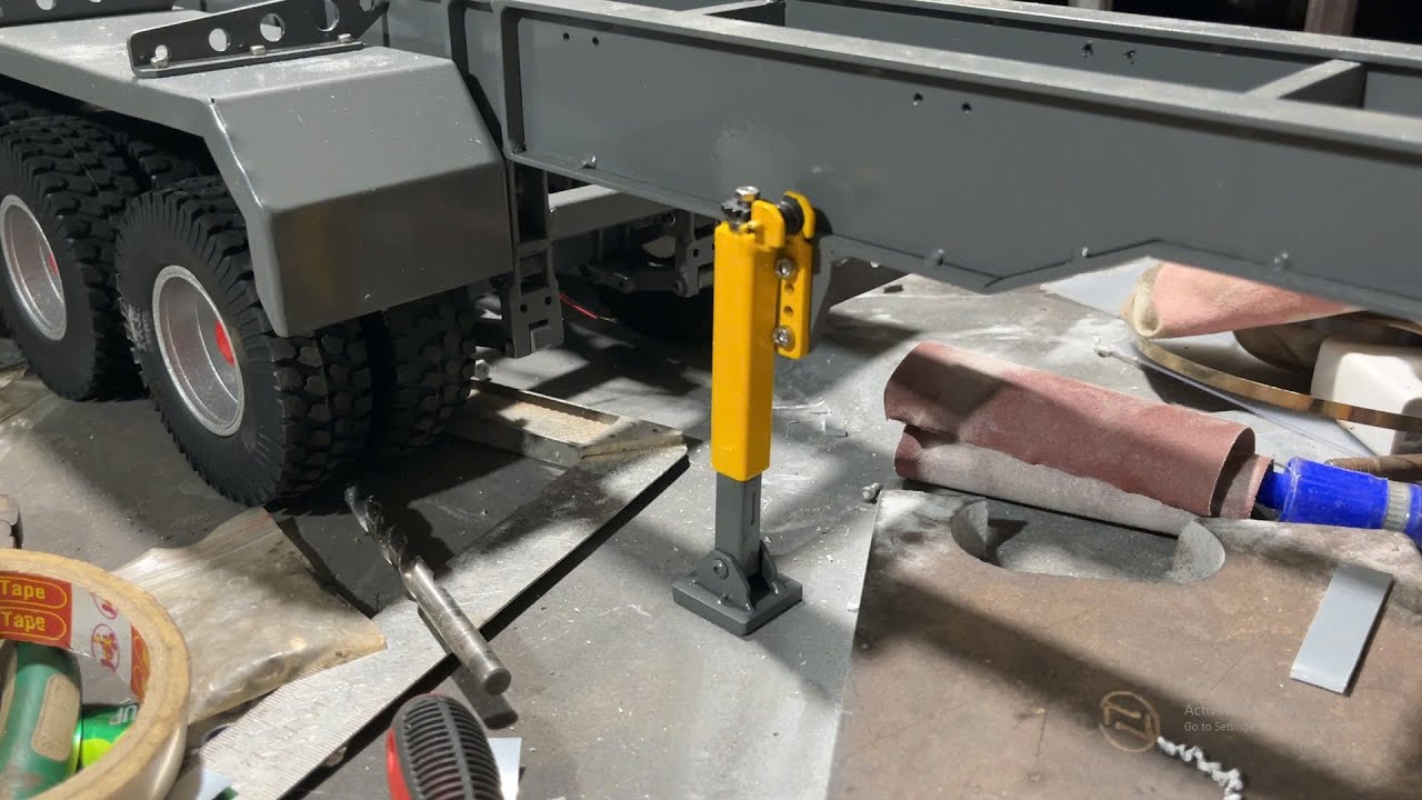 Home made semi trailer kickstand RC TRUCK DIY 1/10 SCALE. - YouTube