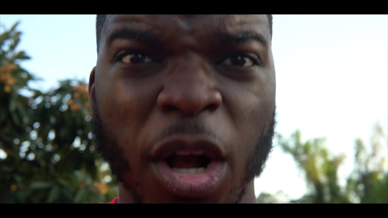 When You Try To Rob Someone With CoronaVirus - YouTube