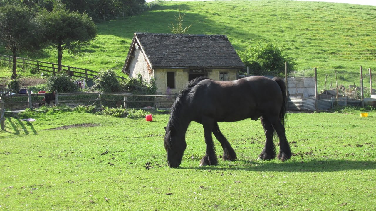 Corsham, Wiltshire, England. 2nd Weavern Walk into the Box Valley ...
