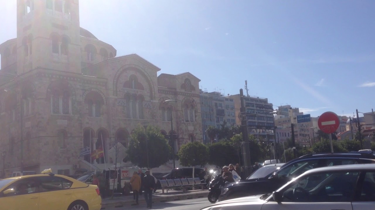 Οι καμπανες χτυπουν πενθιμα για τον πρωην Πειραιως Καλλινικο - YouTube