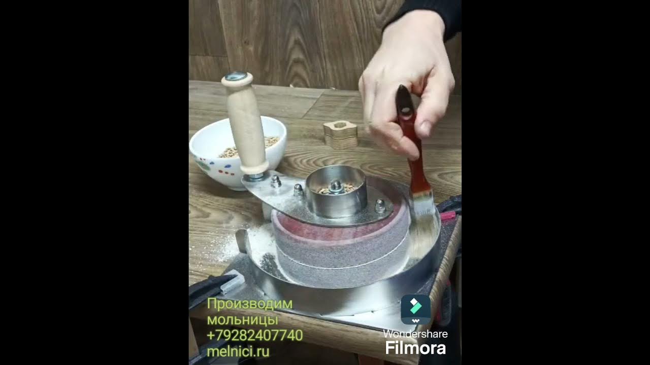 Тестирование жерновая ручная мельница для зерновых из натурального ...