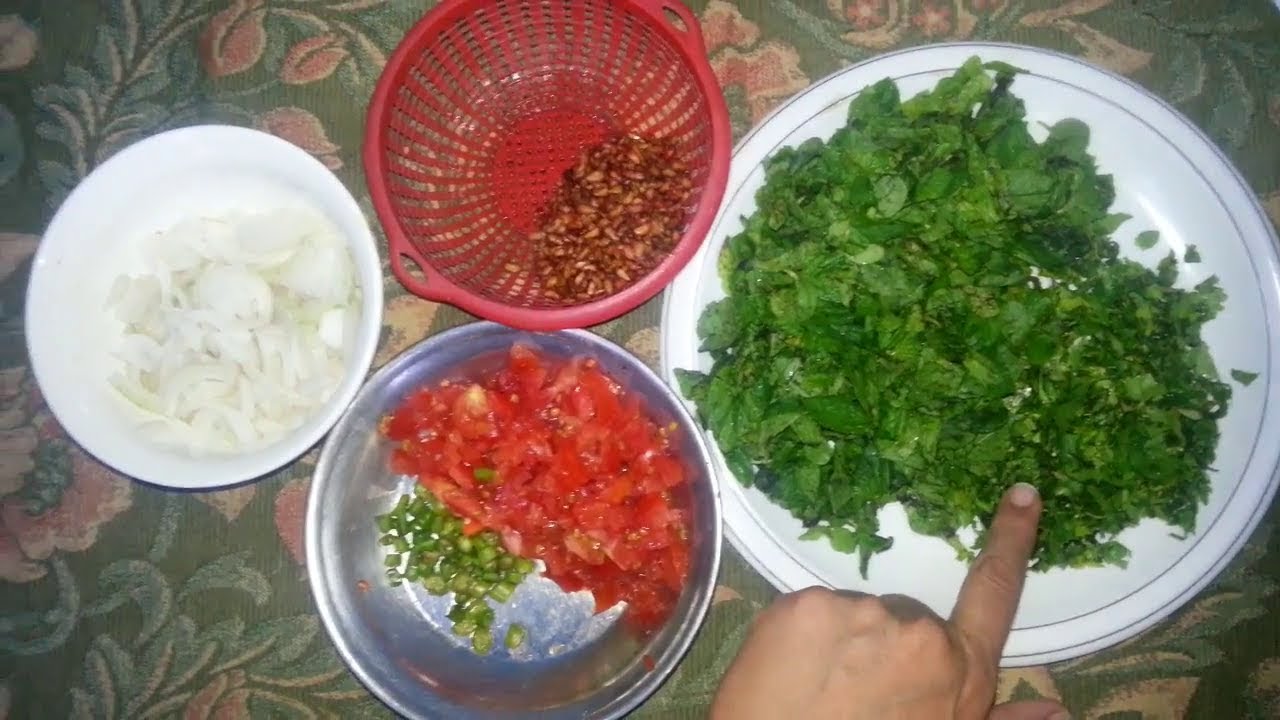 Green Chutney (Mint and Coriander) Recipe | Dhaniya Phudine ki Chatni by Cook With Nuzhat - YouTube