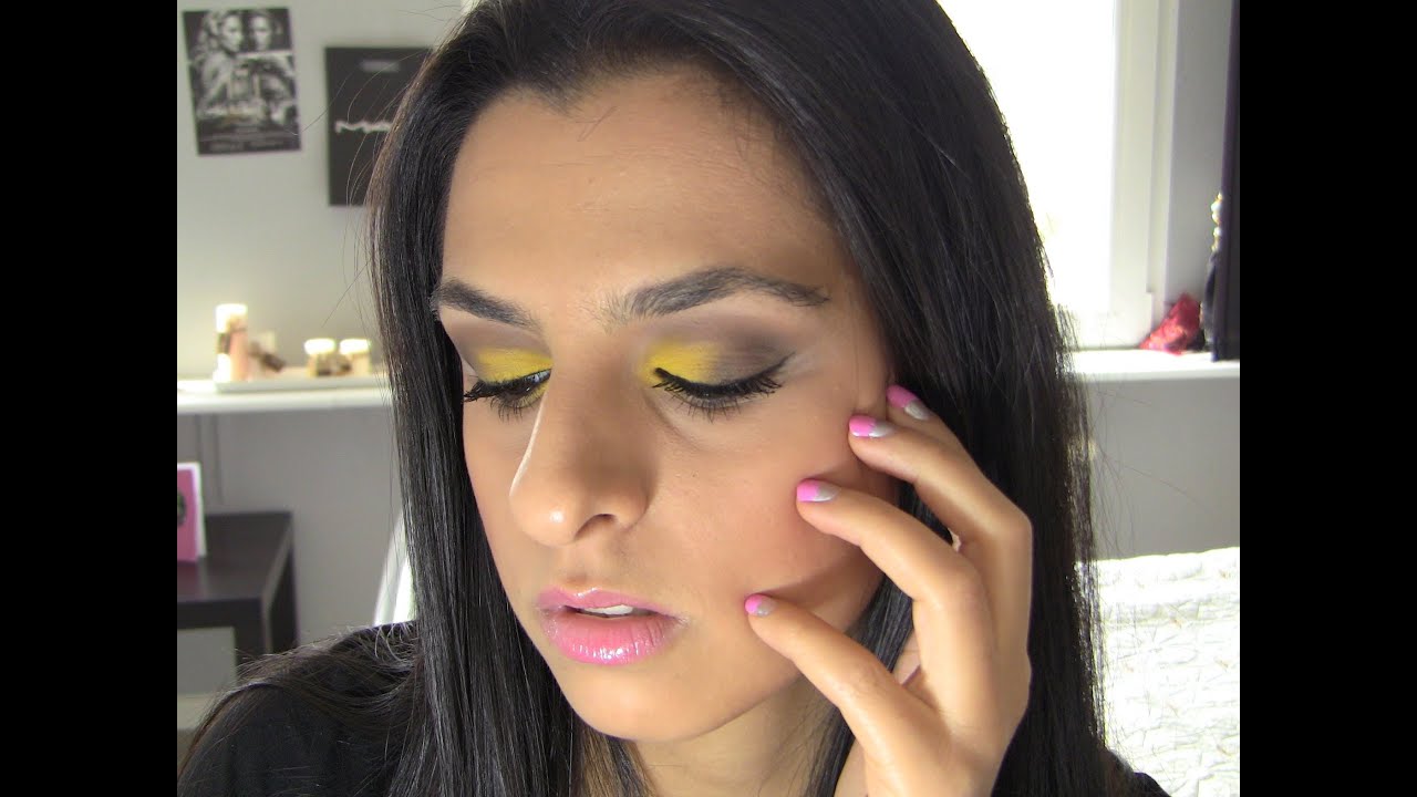 Yellow Funk ♡ A Makeup Tutorial - YouTube