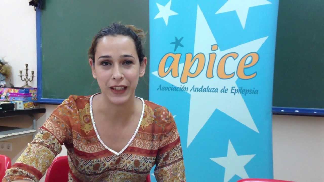Erica Alejandra es voluntaria de Ápice - YouTube