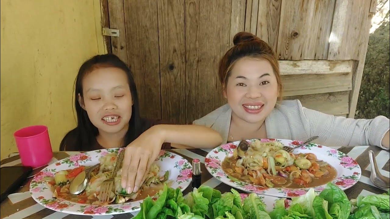 hnub no mob laug thiab niam vam khwb sib xeem noj qaub taub ntoo tuav nawb qab tiagtiag# ...