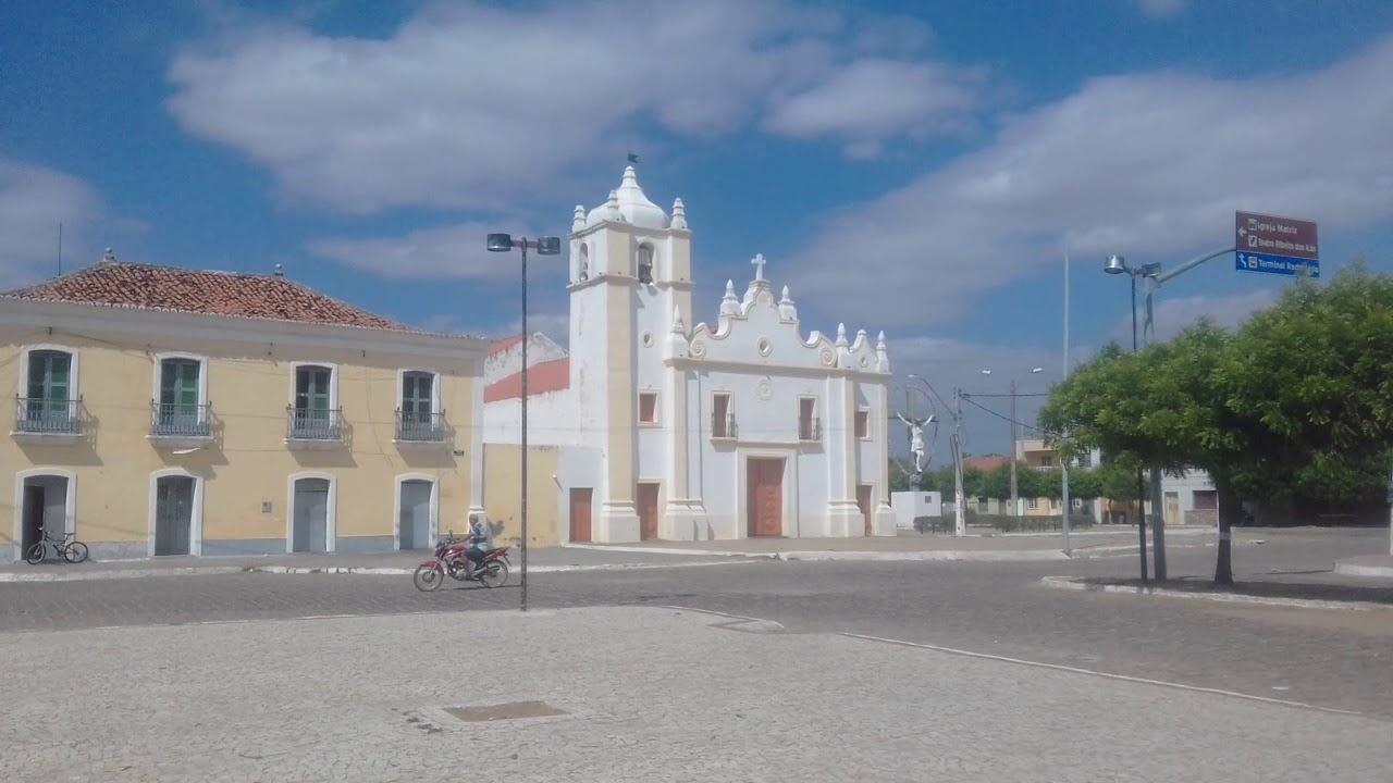 Centro histórico de Ico - YouTube