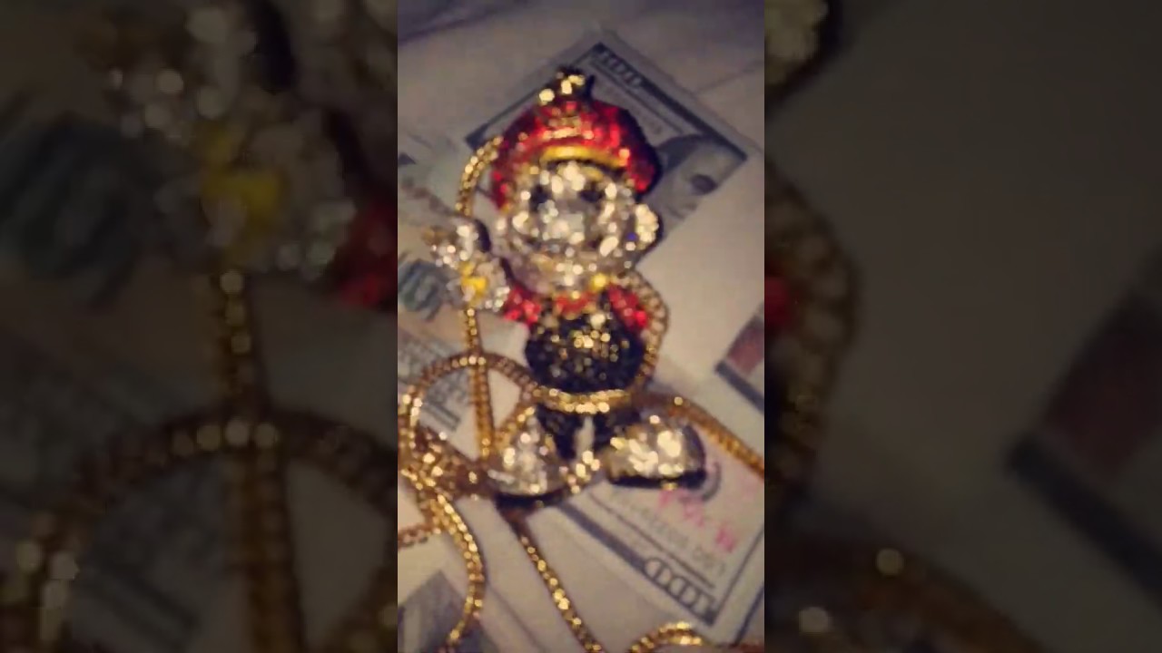 Iced out super Mario chain - YouTube