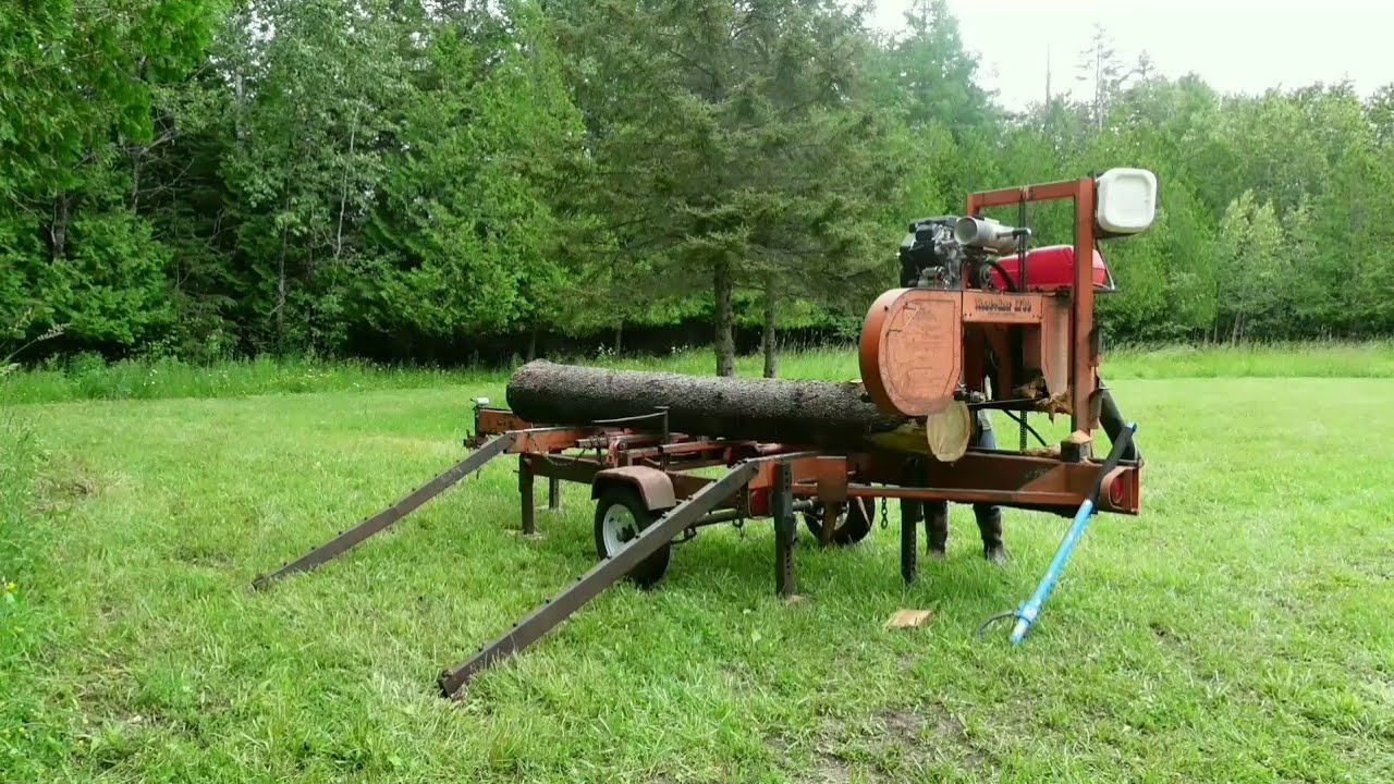 Utilizing Dead Trees for Cabin Projects with my 1985 LT30 Woodmizer ...