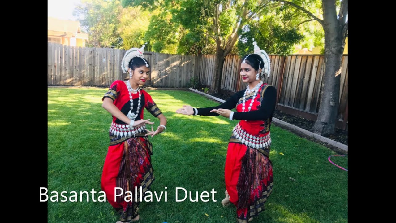 Odissi : Basanta Pallavi by Shohani Sahu and Dishita Singh - YouTube