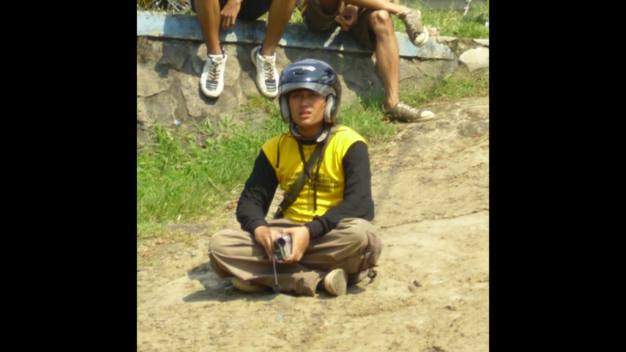 Live Drone Rest area 101 - YouTube