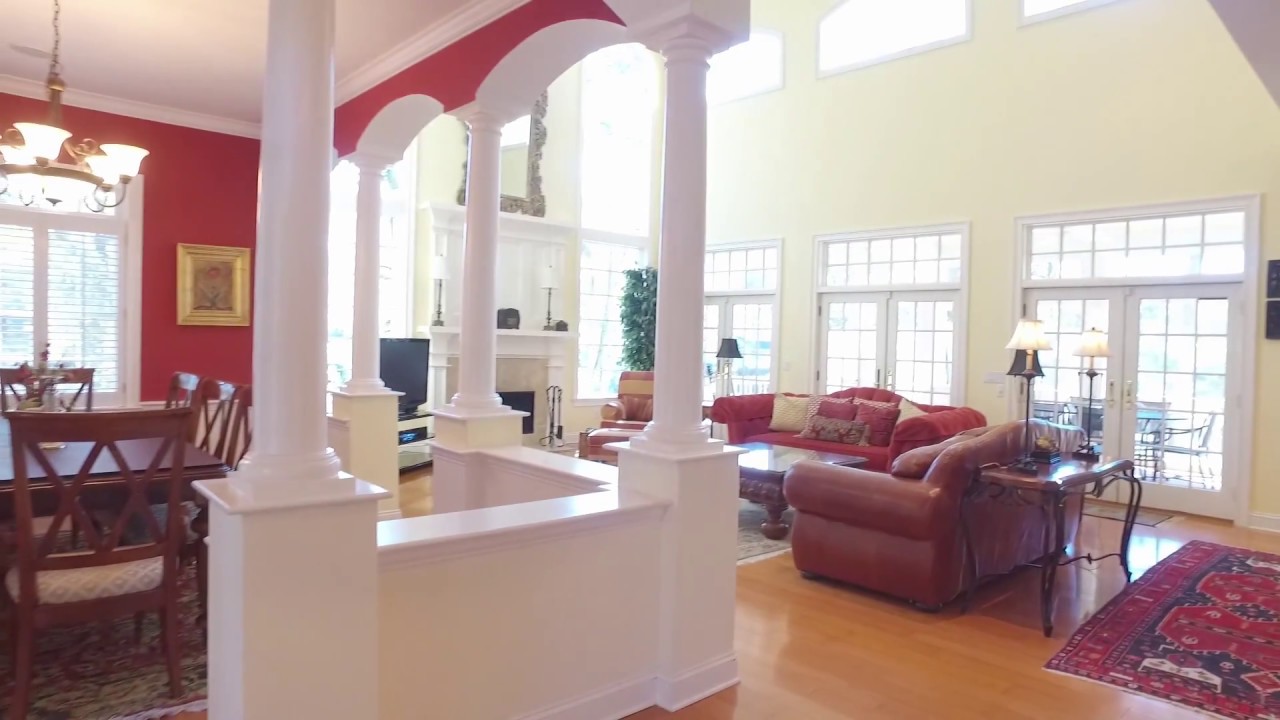 10 Strath VRBO - YouTube