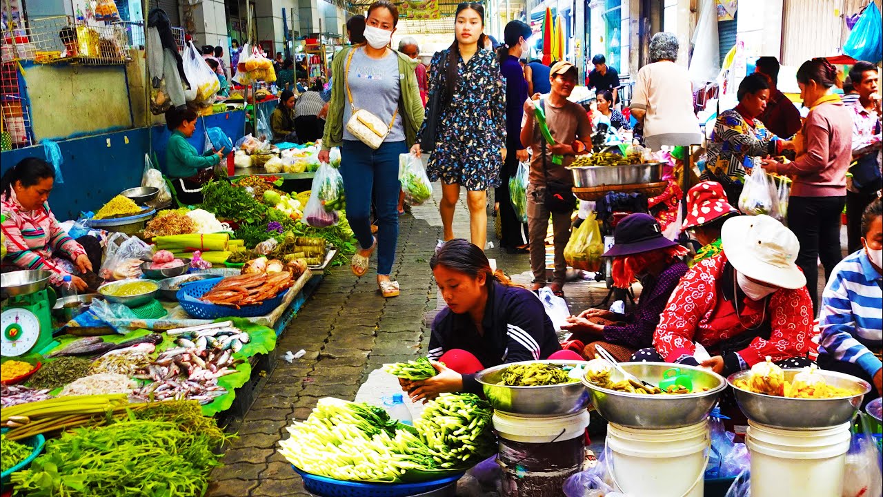 Routine Fresh Food & Lifestyles @ Boeung Trabek Market - Fish ...