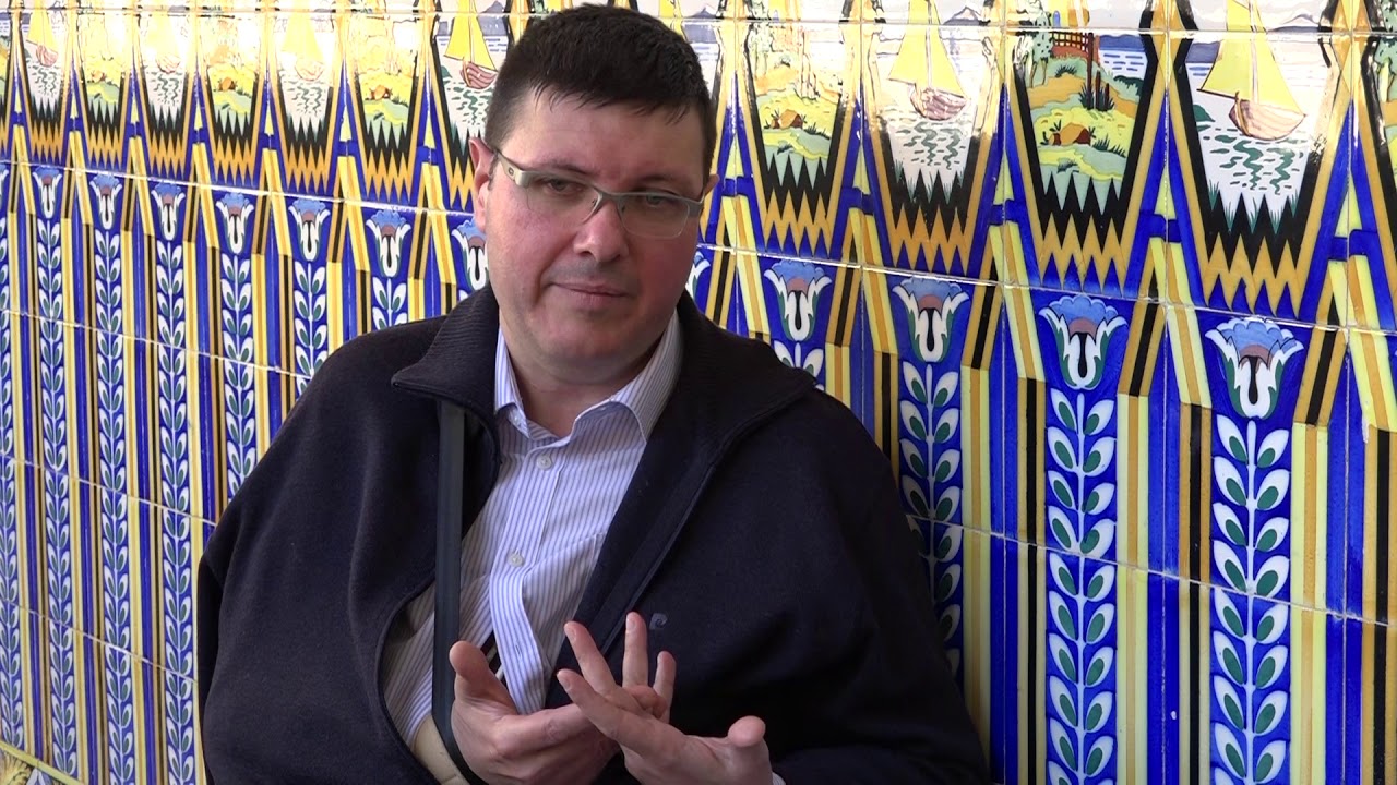 Entrevista con Josep Collell, coordinador GT de Infraestructuras - YouTube