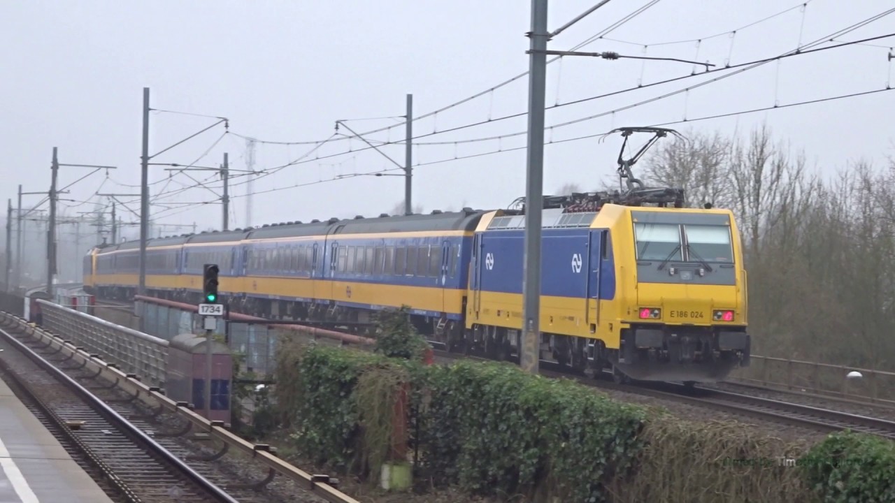 Passenger Trains in Amsterdam, Netherlands 2017 (Nederlandse Spoorwegen ...