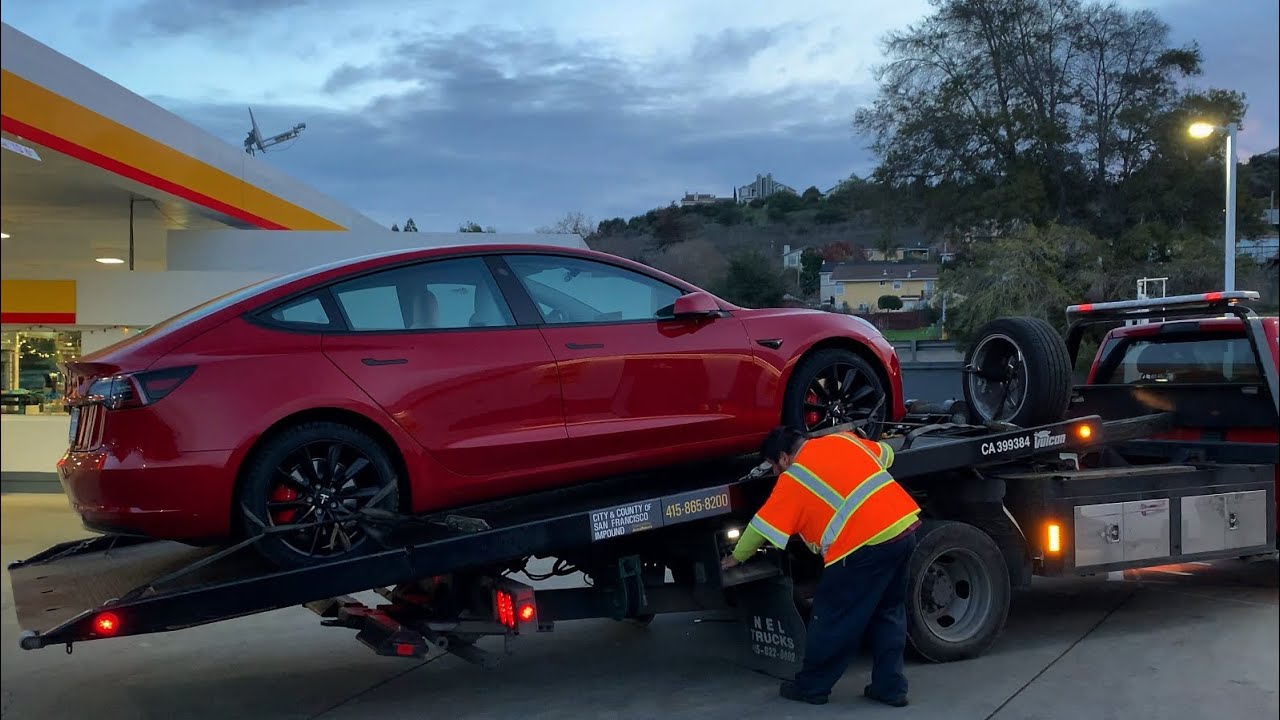 Wheel almost fell off my Tesla Model 3 - YouTube