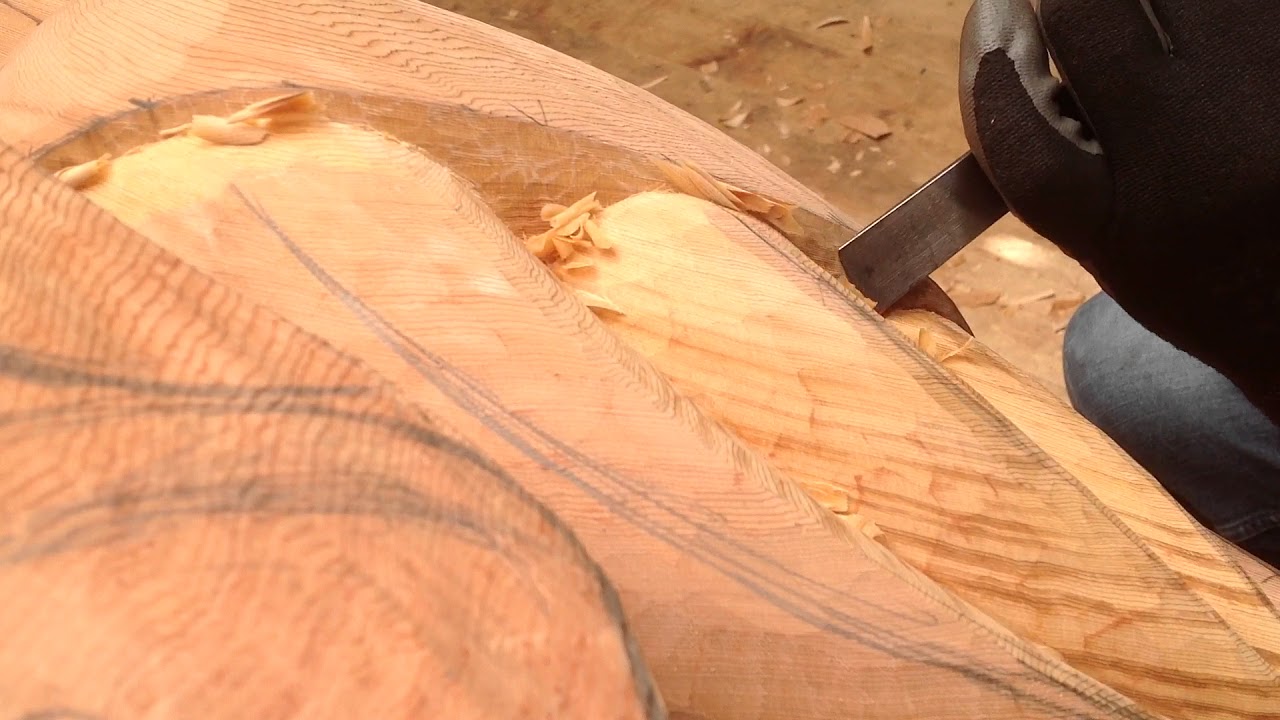 Totem pole carving . - YouTube