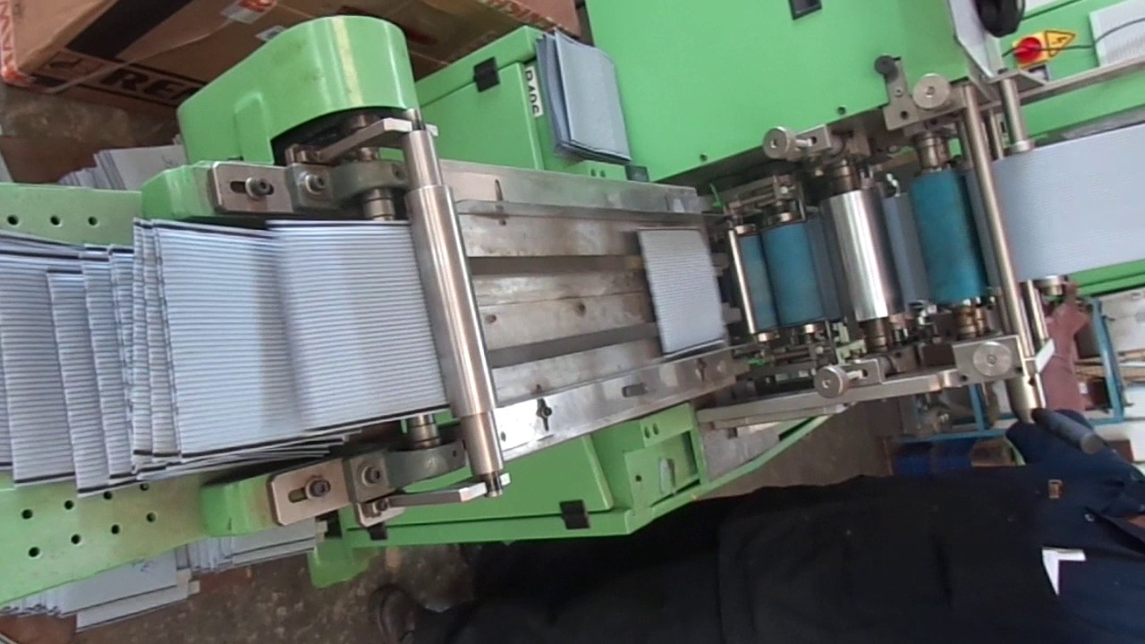 Cimtrix Plate Enveloper with slits on Envelope bottom - YouTube