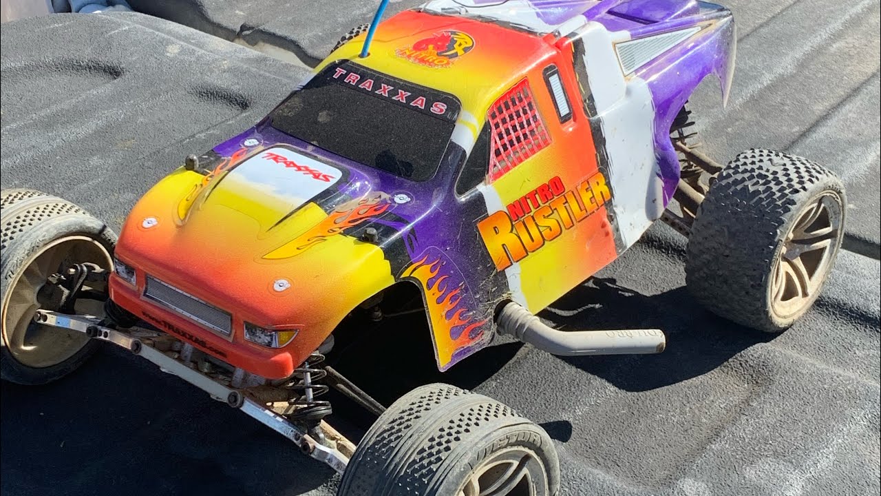 Traxxas Nitro Rustler 2.5 - YouTube