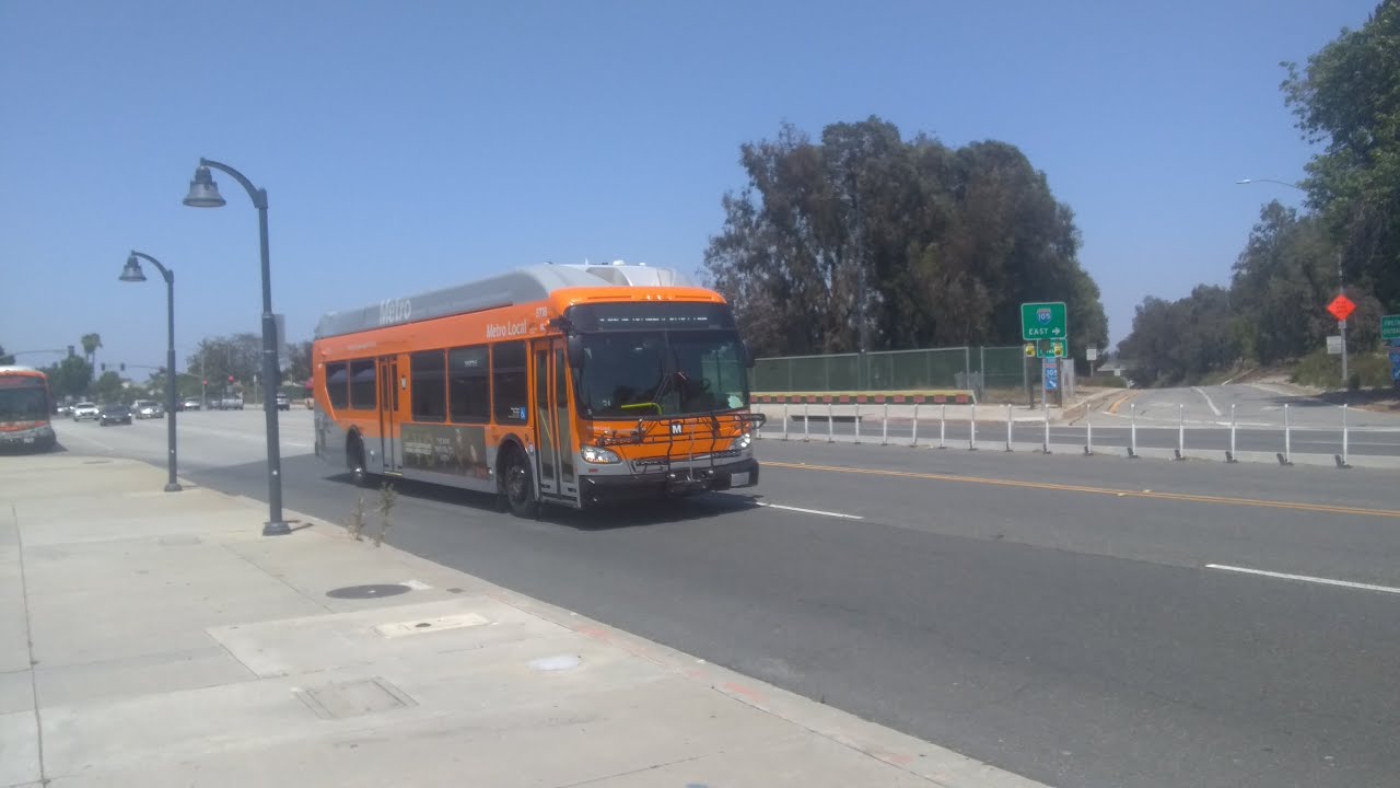 2014 LACMTA New Flyer XN40 5718 - YouTube