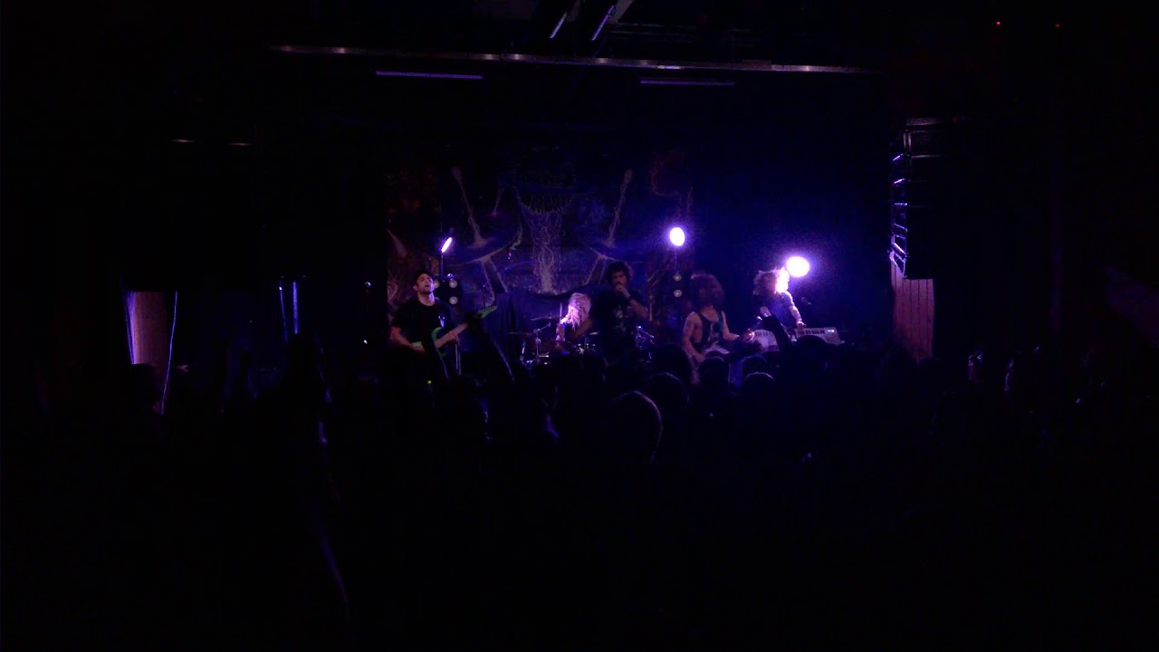 Nekrogoblikon - Bears (The Dank Memes Tour 2018, ATL) - YouTube