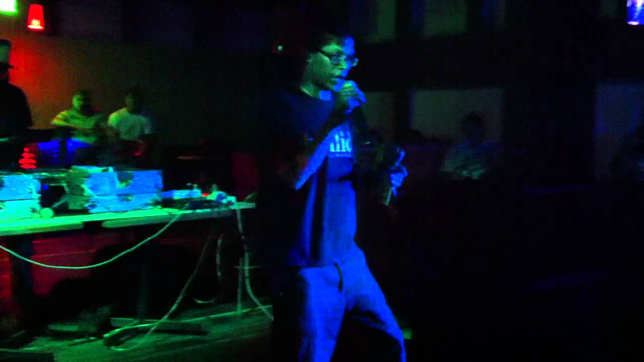 Hakkiesdraad Hartman - Knights of The Rhyming Dagger@club letrax.MOV ...