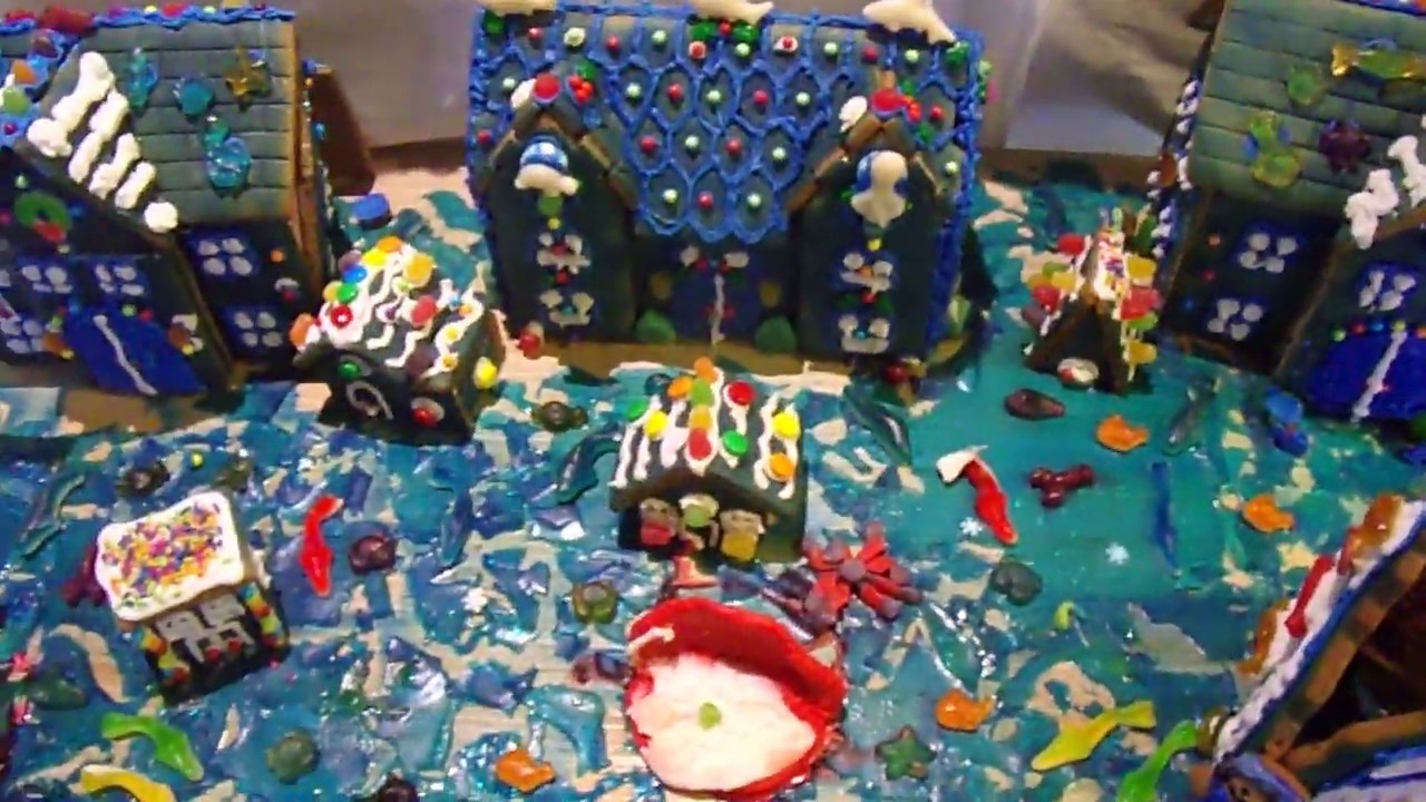 Christmas Under the Sea Gingerbread at Discovery Cube - YouTube