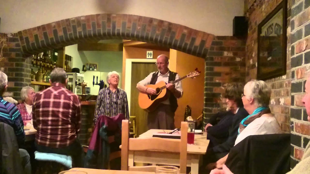 John Prentice & Jill Drury, Bridlington Folk Club - YouTube