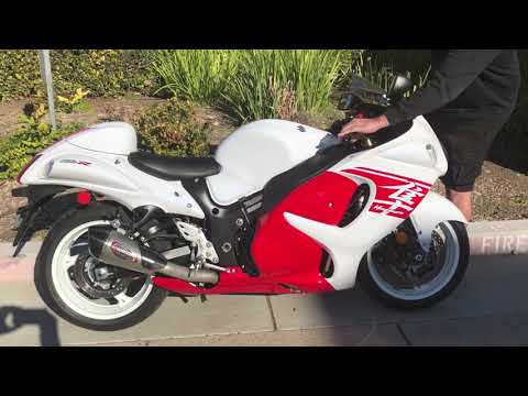 2018 Suzuki Hayabusa sound stock vs. Yoshimura Alpha T full system