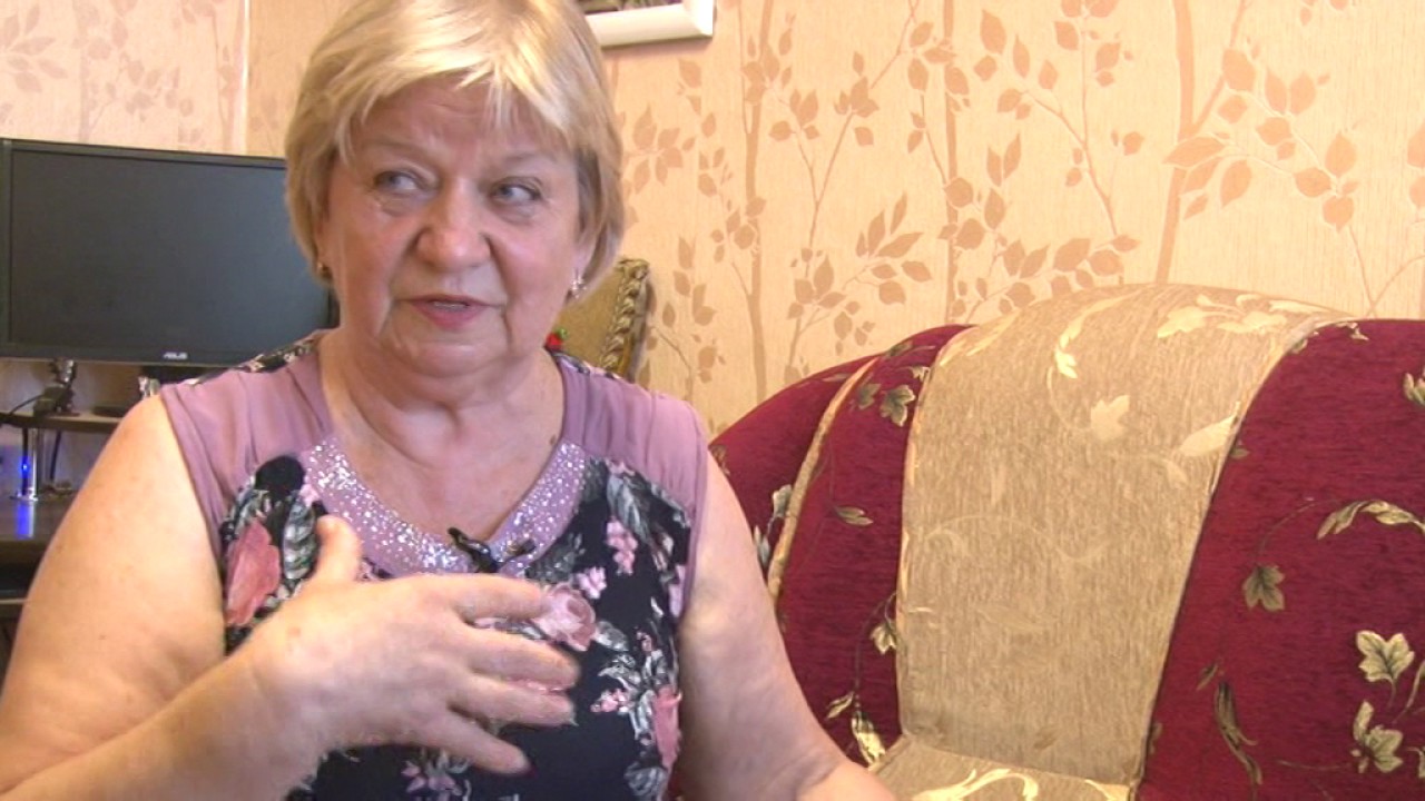 2017 08 07 GL S Galerie de tablouri cusute cu pasiune - YouTube