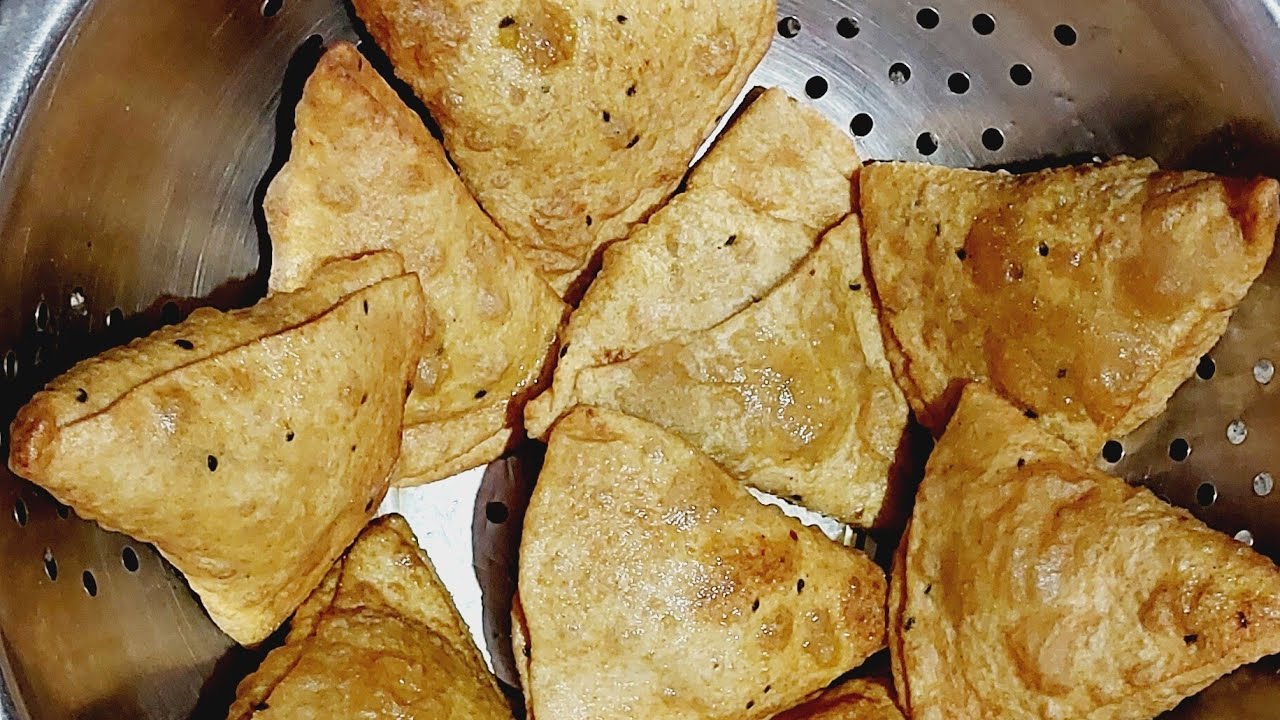घर पे समोसा बनाने की विधि || how to make samosa at home - YouTube