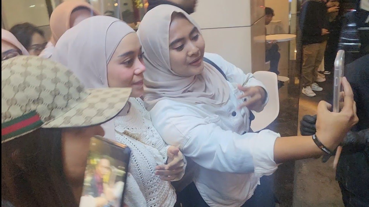 LESLAR SIAP MENGHIBUR PENONTON| LIVE 24EVER COFFEE POLLUX MALL CIKARANG ...