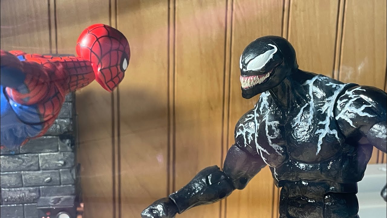 Spider-Man vs venom Stop Motion fight - YouTube