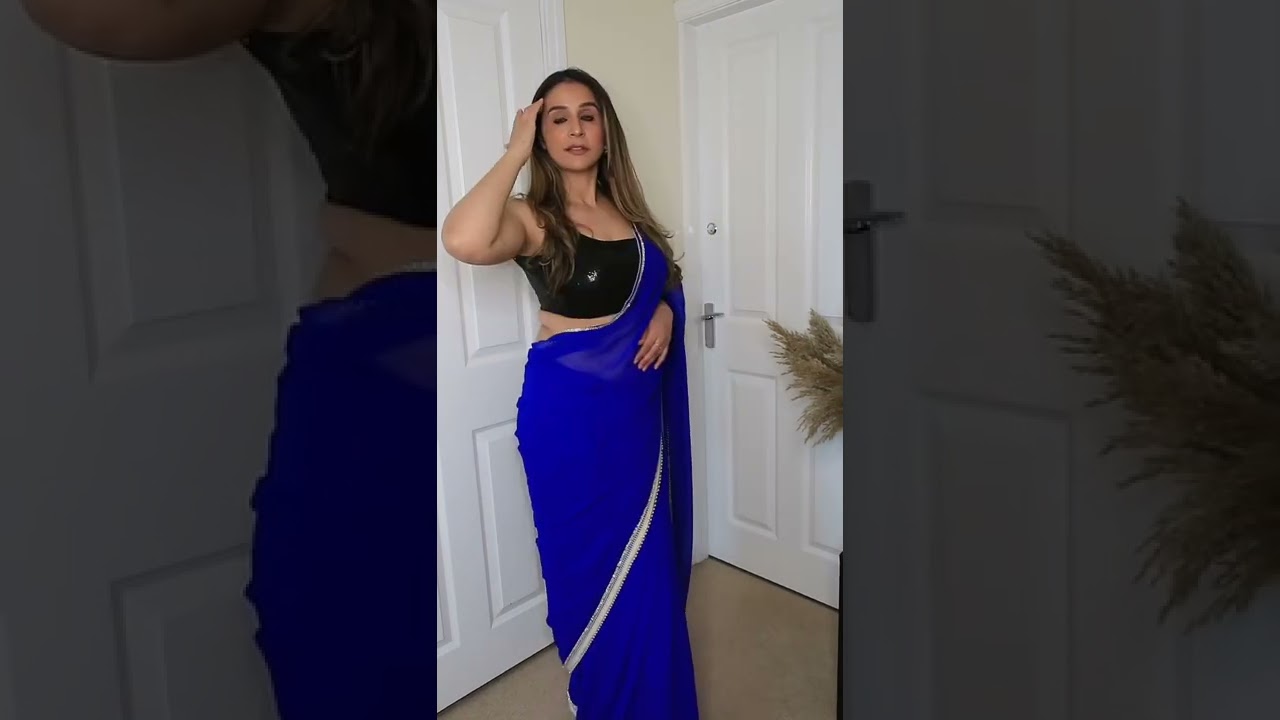 Deepika Padukone In Blue Saree In Yeh Jawaani Hai Deewani