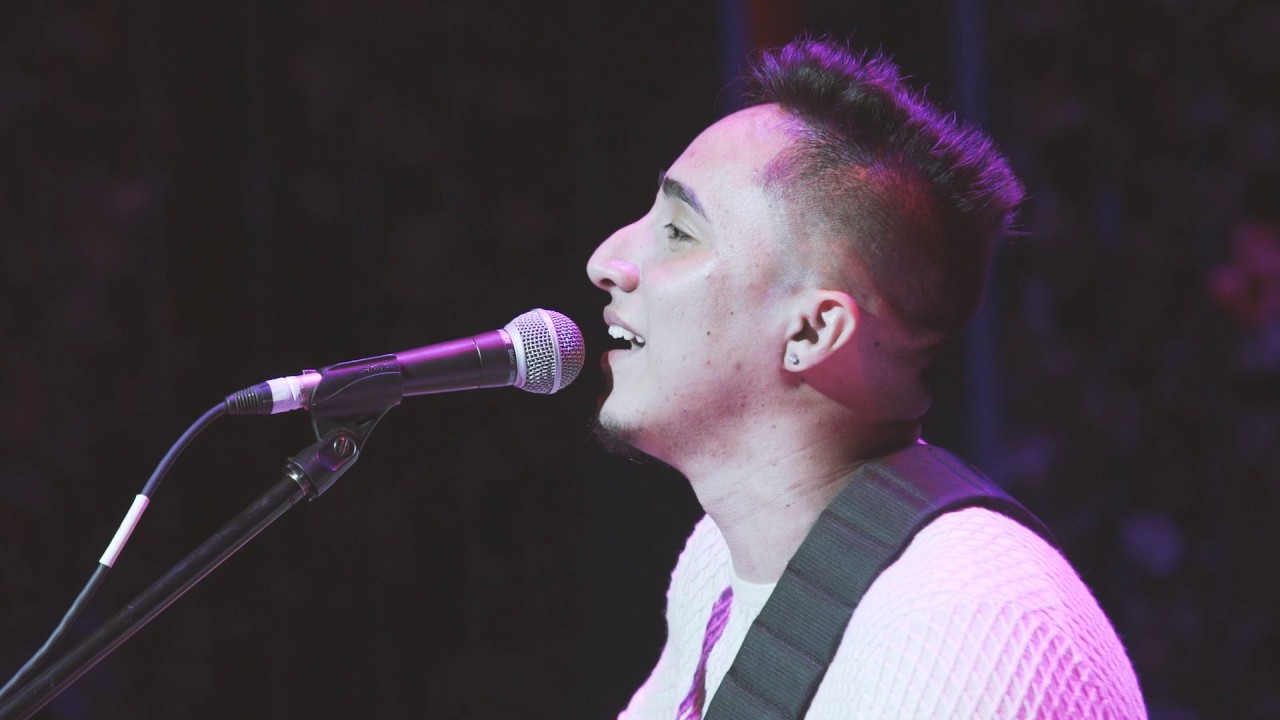 Concierto Johnny Lau - YouTube