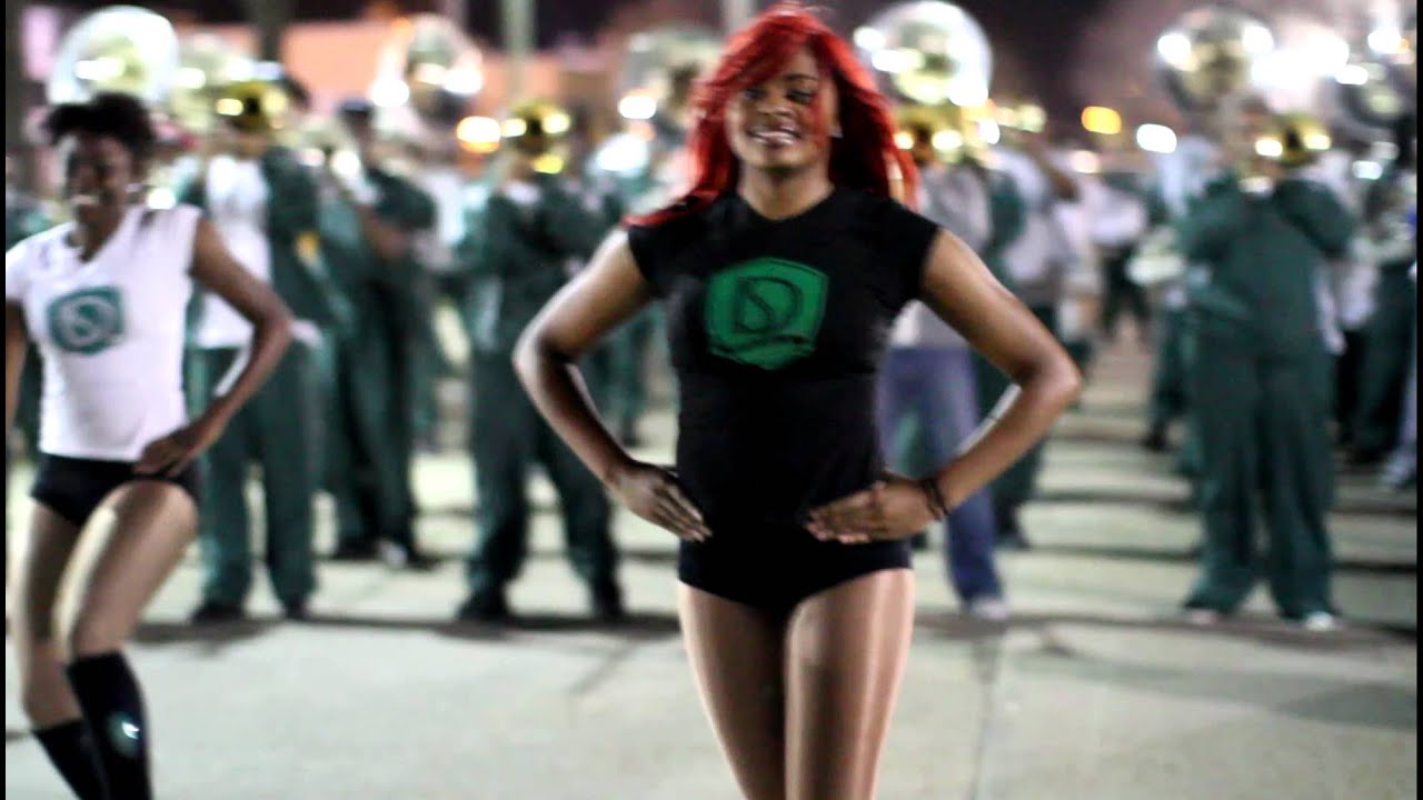 MVSU Band performance at the MVSU Midnight Madness Block Party - YouTube