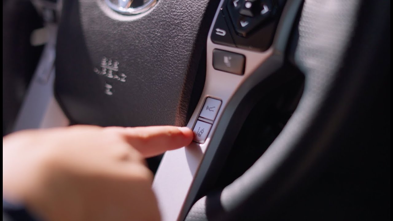How to Use Lane Assist - 2022 Toyota 4Runner - YouTube