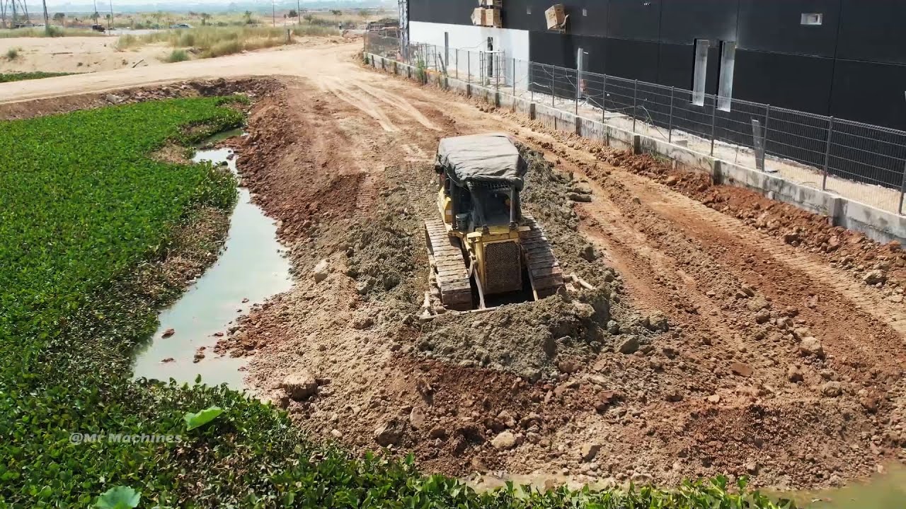 Most awesome road construction activities bulldozer pushing dirt dump ...
